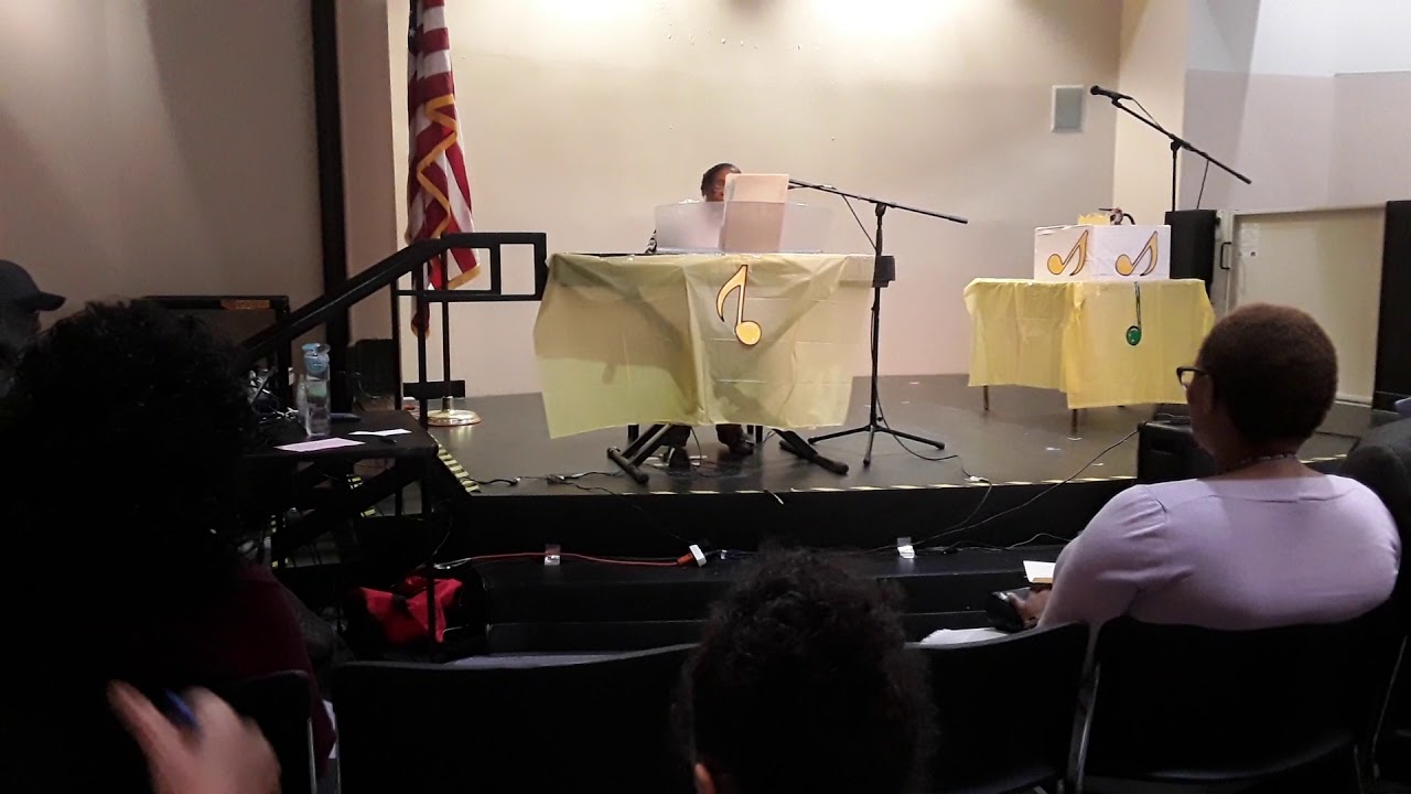 Bobby J Hearns Piano teacher playing "Besame Mucho" (excerpt) - YouTube