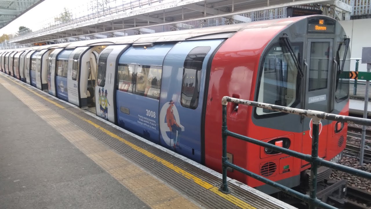 Jubilee Line - 1996 Tube Stock - Carriage: 96094 (25 Years of TFL) - at ...