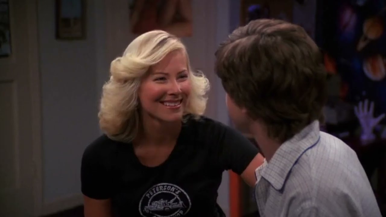 4X14 part 4 "Eric DOES HIS COUSIN" That 70S Show funniest moments - YouTube