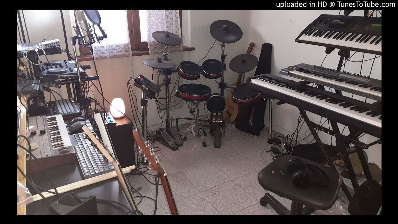 astronaut ghkkl - YouTube