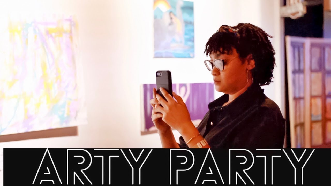 I went to an art gallery party | Arty Party 5 | Art Museum VLOG - YouTube