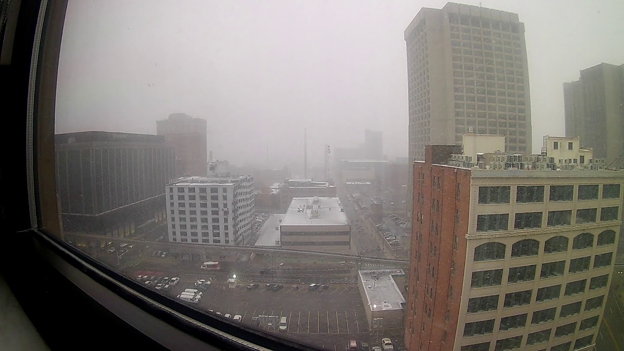 Detroit snow, 5th Nov 2019 - YouTube