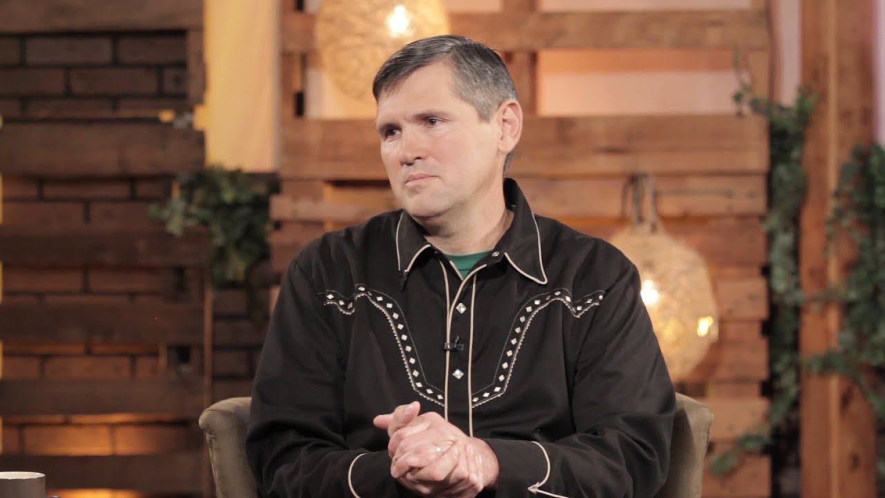 Clayton Dyess: Music With A Message (Randy Robison / LIFE Today) - YouTube