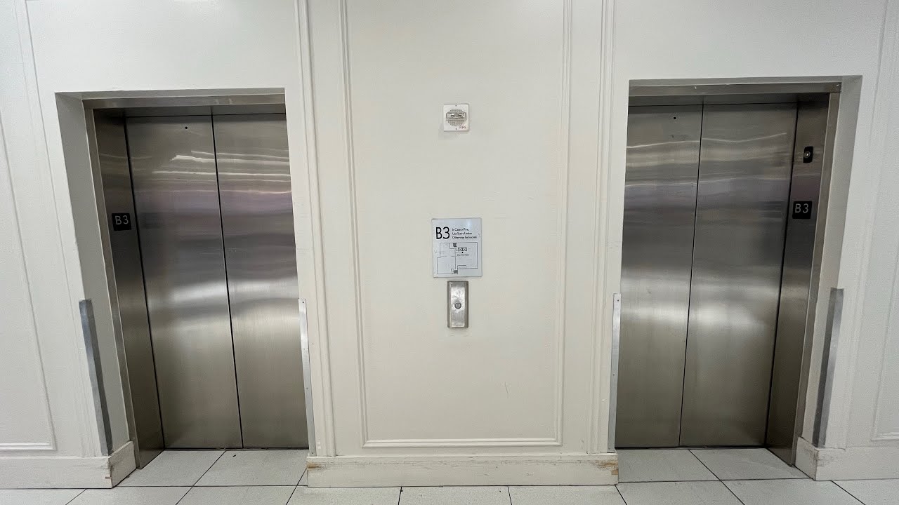 KONE Traction Elevators At Forever 21 In Times Square Midtown Manhattan ...