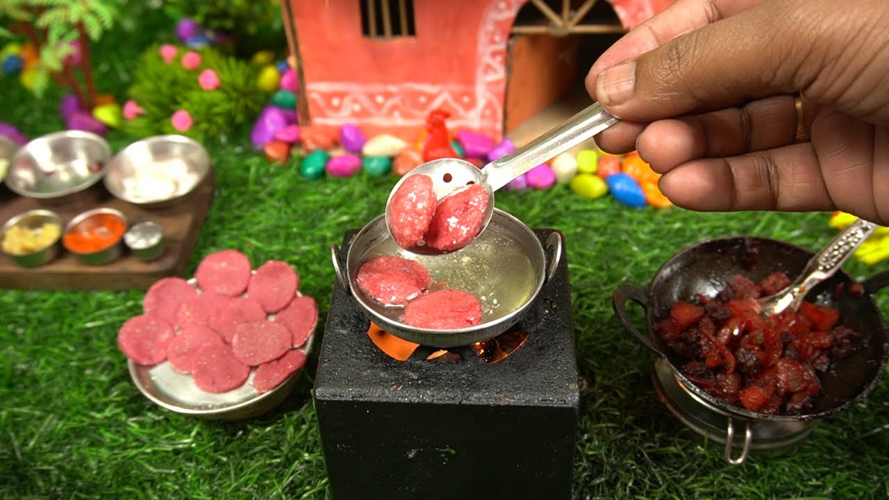 Miniature Beet Root Poori || Mini Beet Root Poori || Beet Root Poori ...