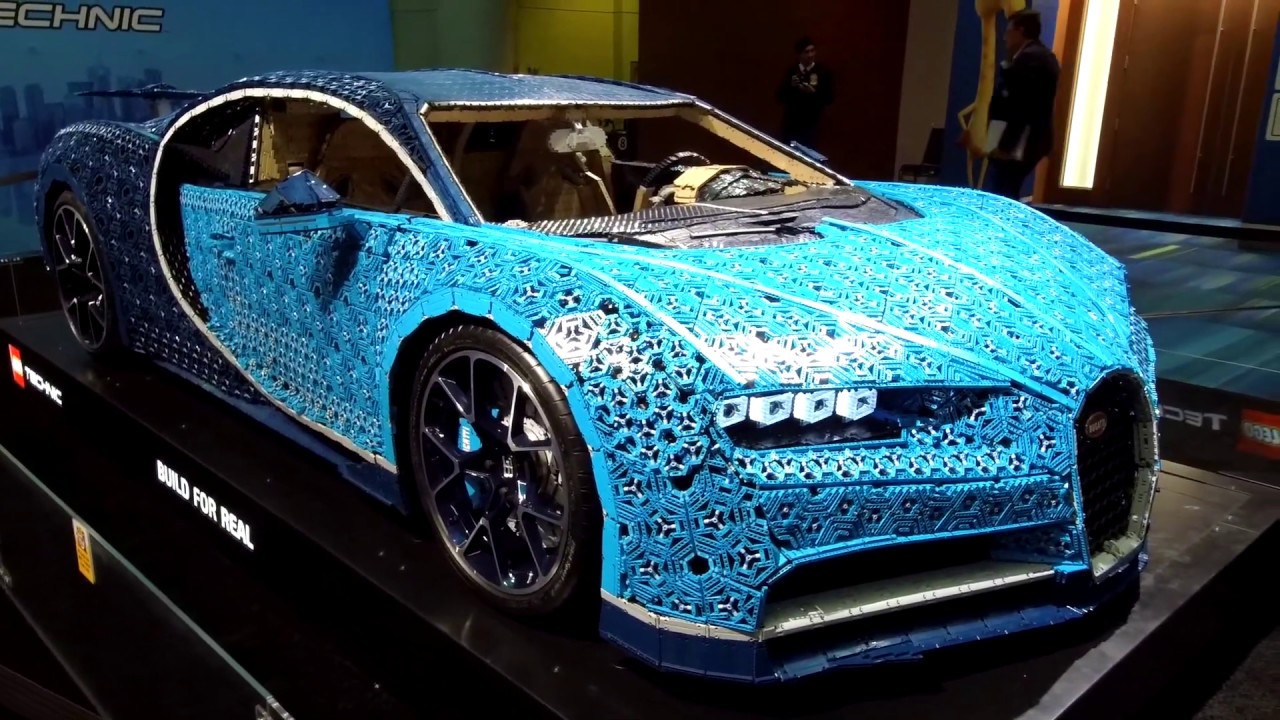 LEGO® TECHNIC Bugatti Chiron | 2019 Canadian International Auto Show ...