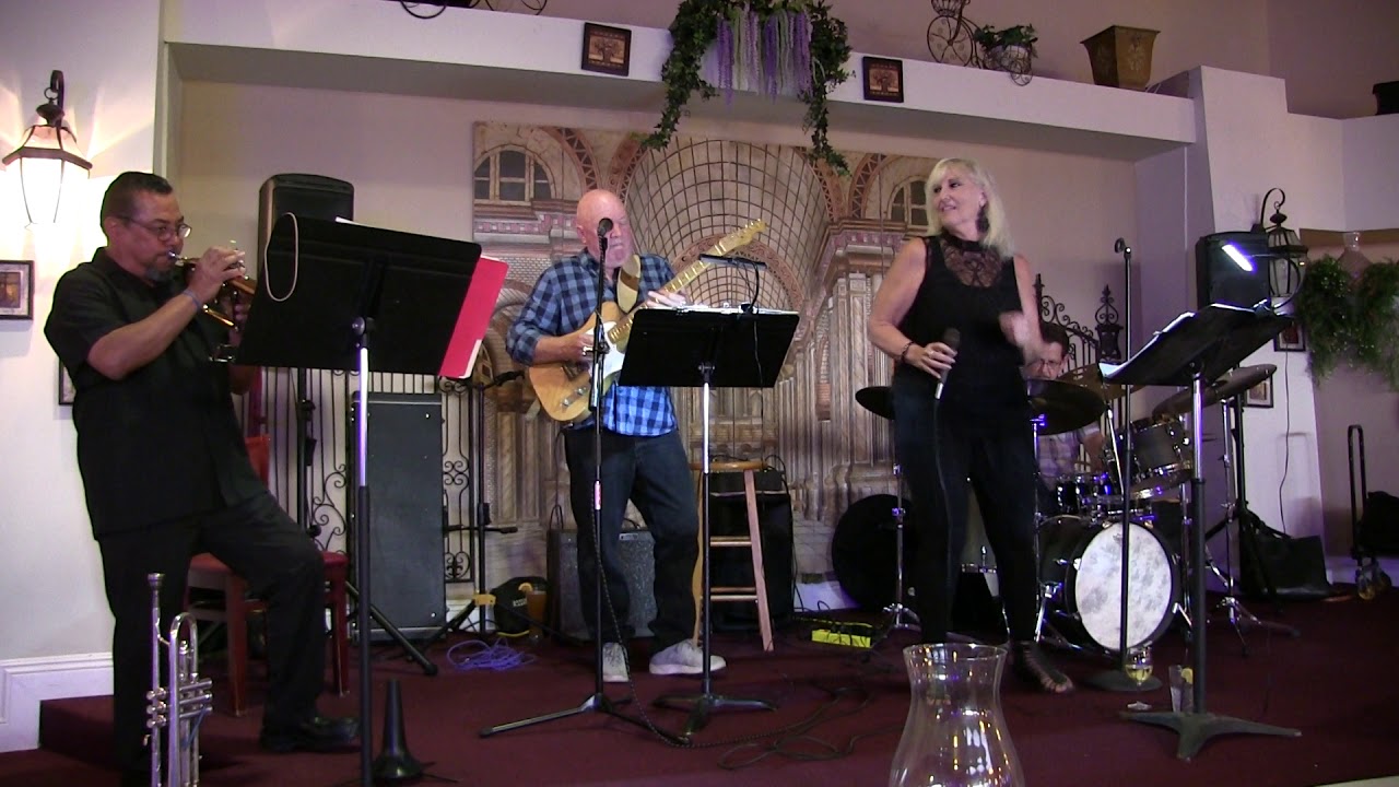 Tapps Playing Jazz at Ginos | Song 2 - YouTube Music