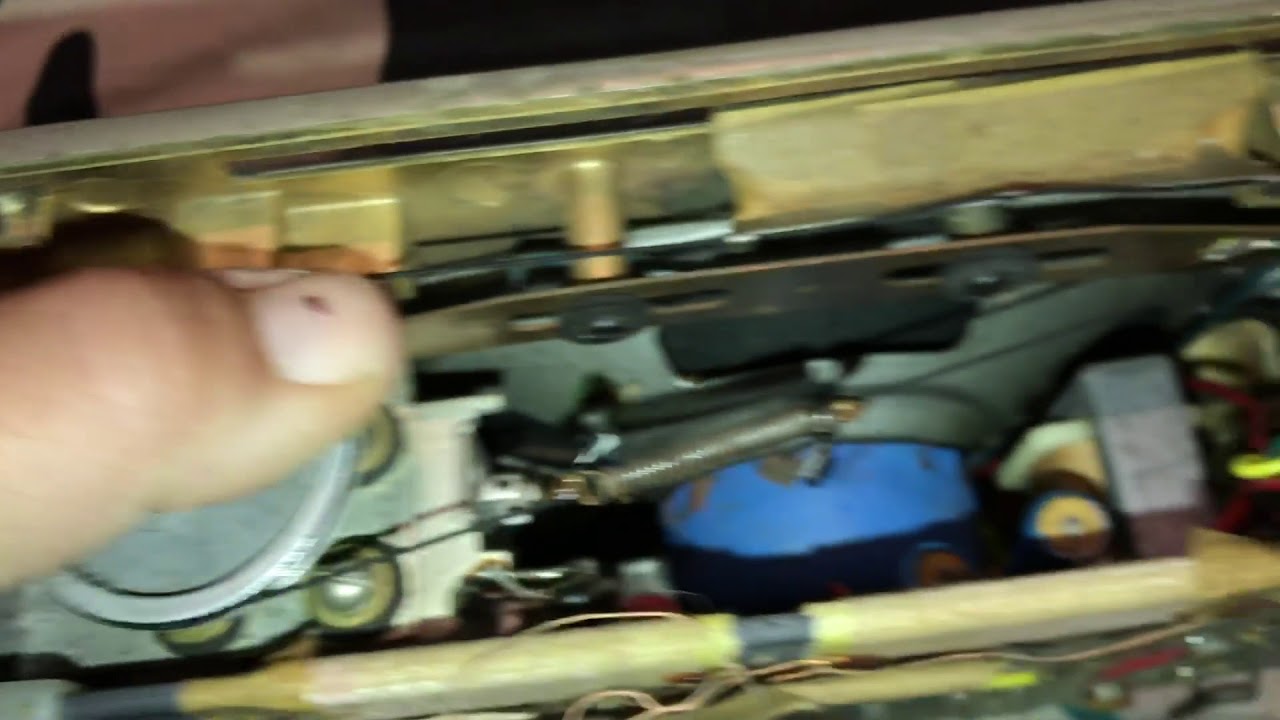 1961? SINGER 8 Transistor radio, model Ferris ss. - YouTube