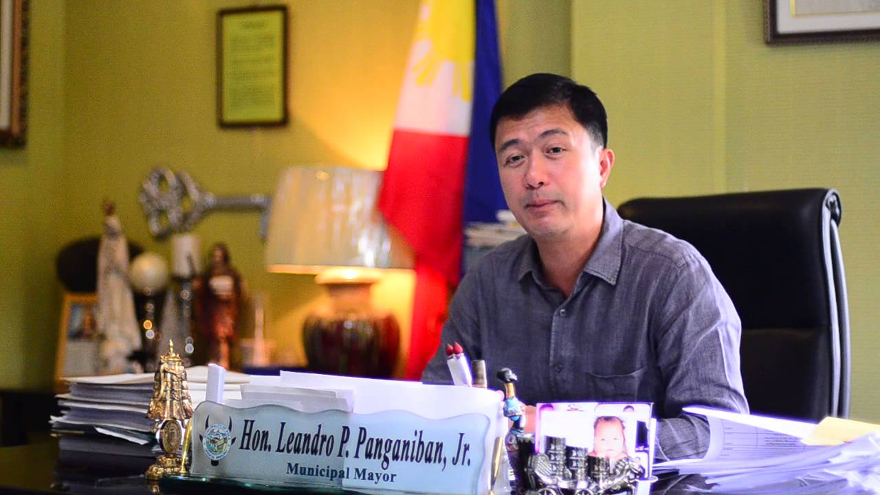 Mayor Dodjie Greetings to Italy - YouTube