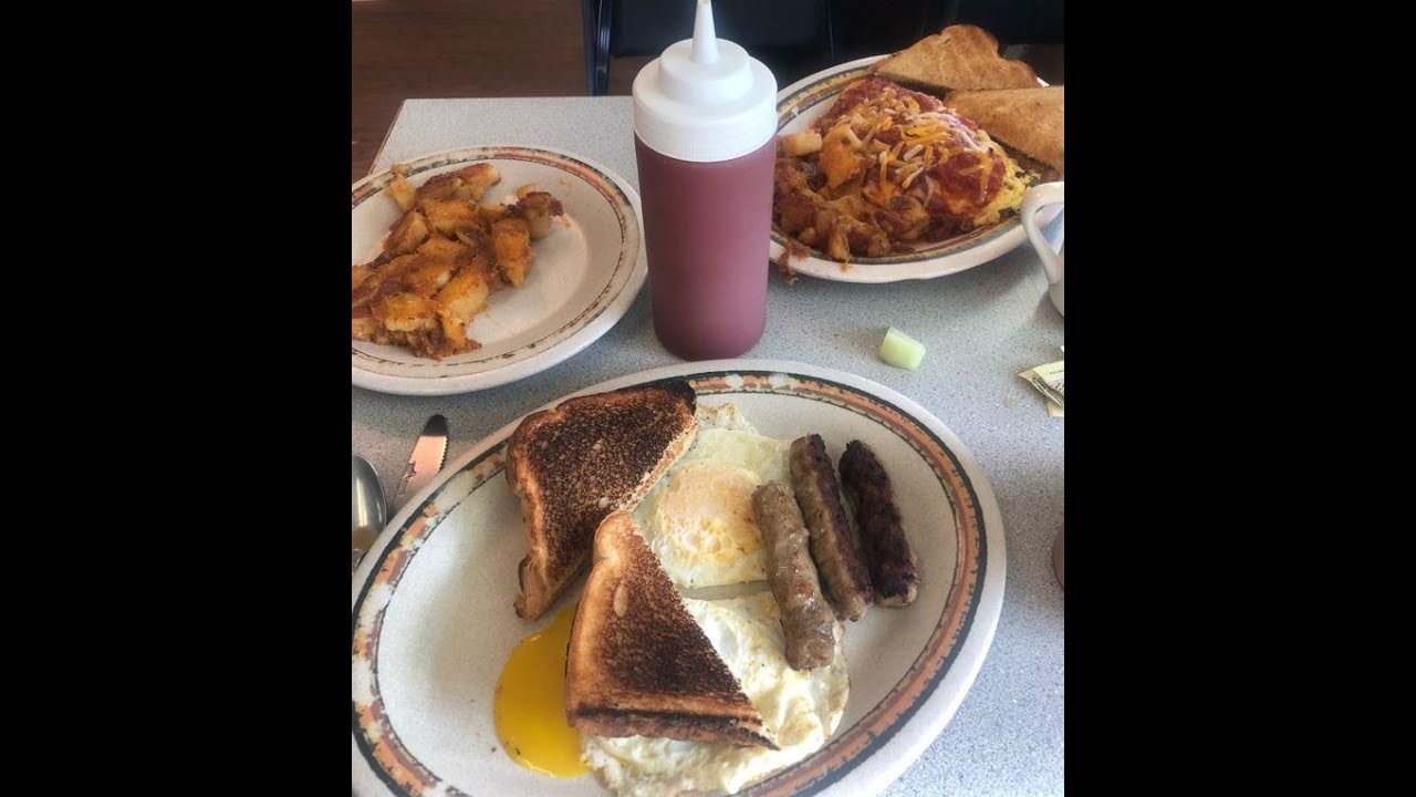 Everybody's Favorite Restaurant, Breakfast Review, Cumberland, RI - YouTube