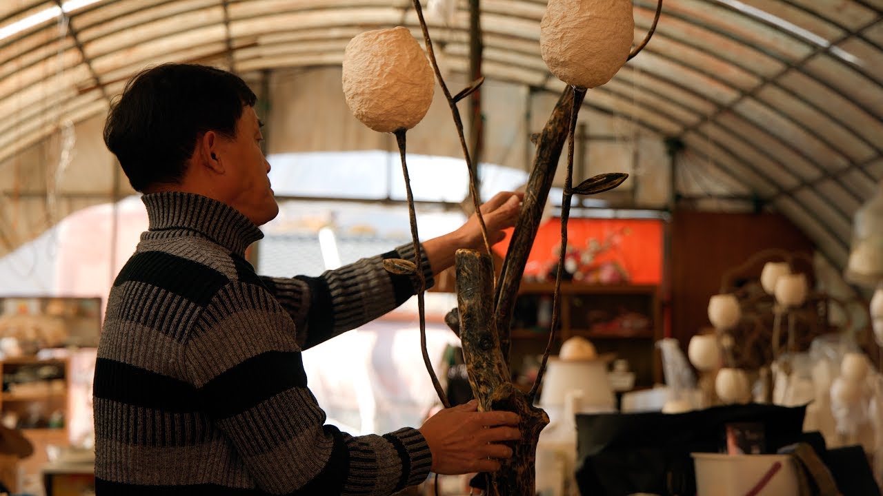 Korean traditional paper and art born in nature, the process of making ...