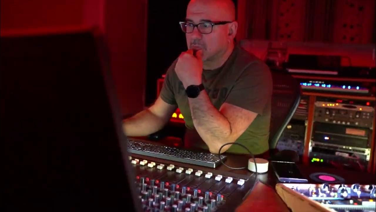Swift Mastering and Cutting Studio - YouTube