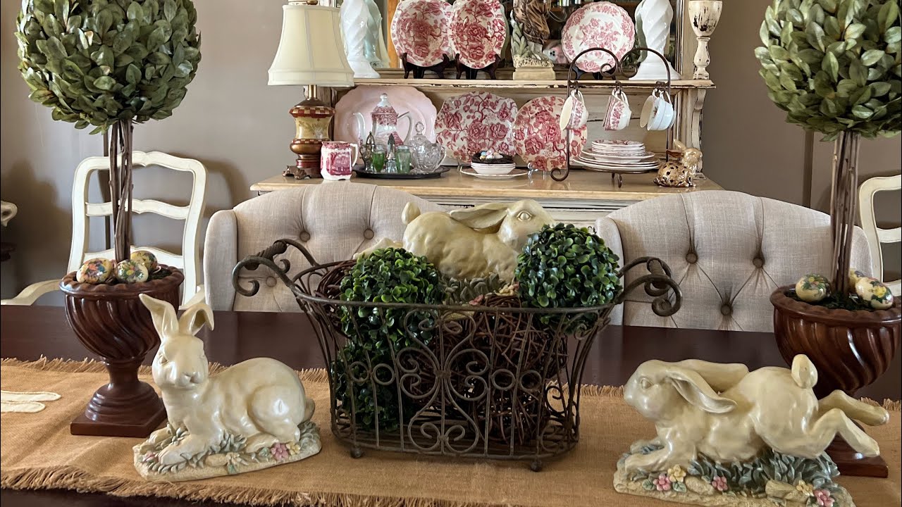 French Country Easter and Spring decor in the Entry & Dining Rooms ...