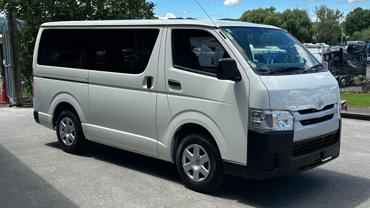 0282 HIACE PETROL - YouTube