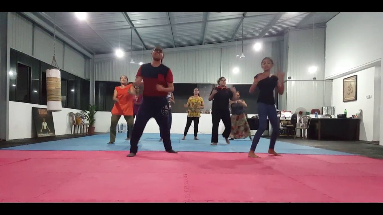 "1234 Get on the dance floor" - Naach Colombo @ Dhamya Fitness Centre ...