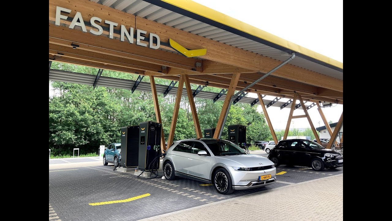 Hyundai IONIQ5 Project 45 Full Fast Charge at Fastned Hilden (DE) - YouTube