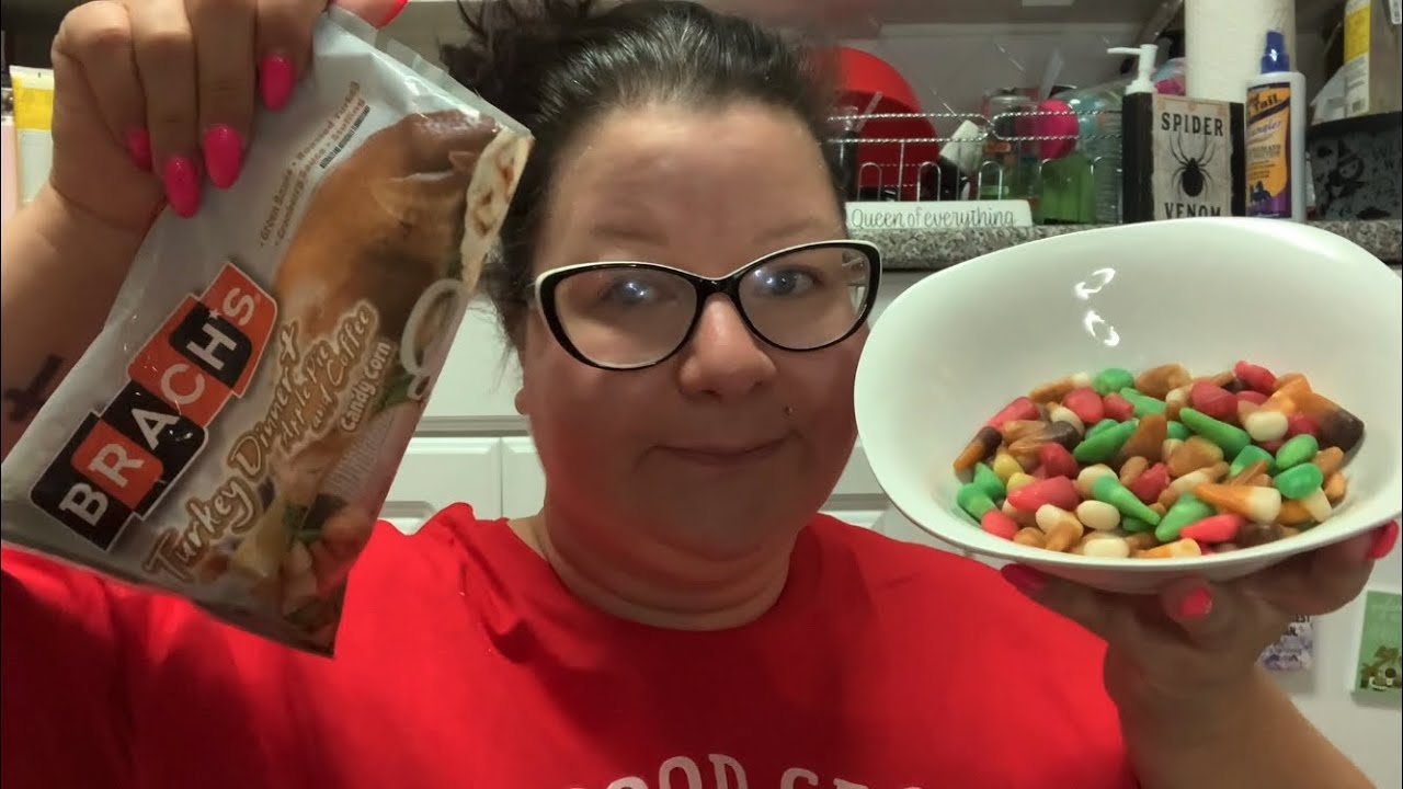 THANKSGIVING DINNER CANDY CORN TASTE TEST - OMG - YouTube