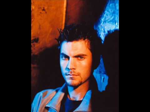 Wes Bentley P2 interview at Dread Central - YouTube