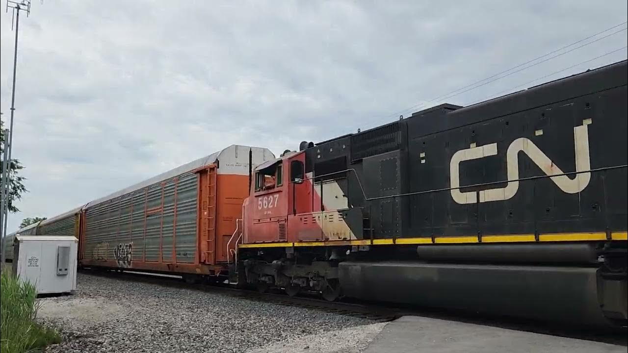 CN 5627 leads 533 - YouTube