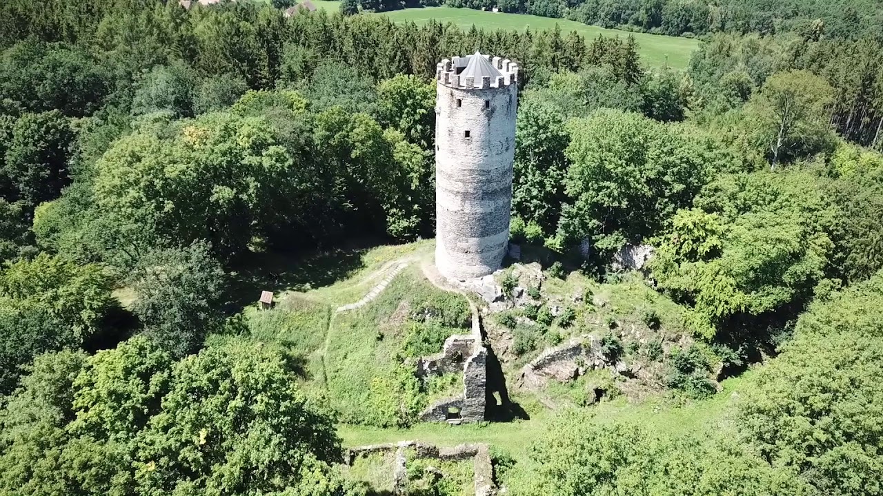 Hrad Šelmberk - YouTube