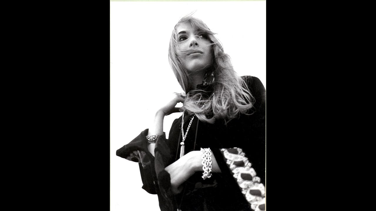 Bygone enchantments (Disincanti). Daniela Ripetti-Pacchini - YouTube