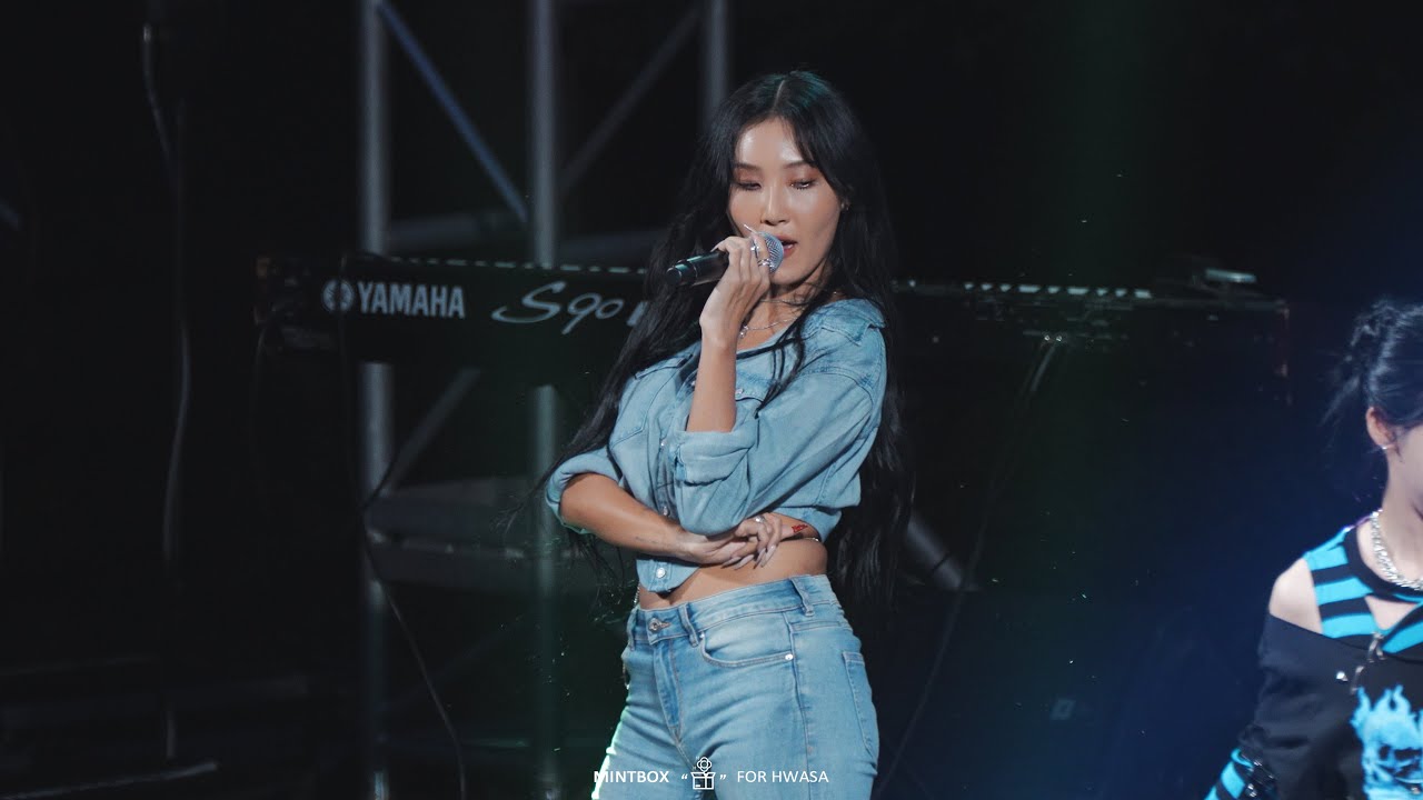 [4K] 220928 국민대 축제 마마무 화사 직캠 (Mamamoo Hwasa Fancam) - YouTube