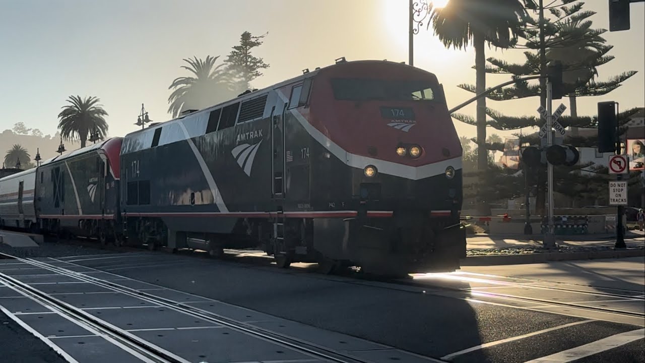 AMTRAK 174 PHASE 7 P42DC Leads AMTRAK 11 Coast Starlight in Santa ...