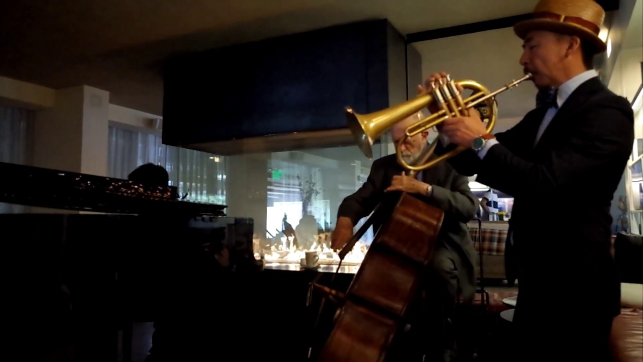 Sweet Lorraine with Bill Crow on Bass - YouTube