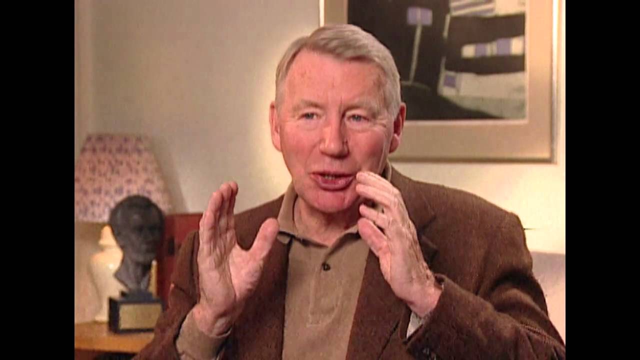 Robert MacNeil on covering Richard Nixon and Watergate - EMMYTVLEGENDS ...