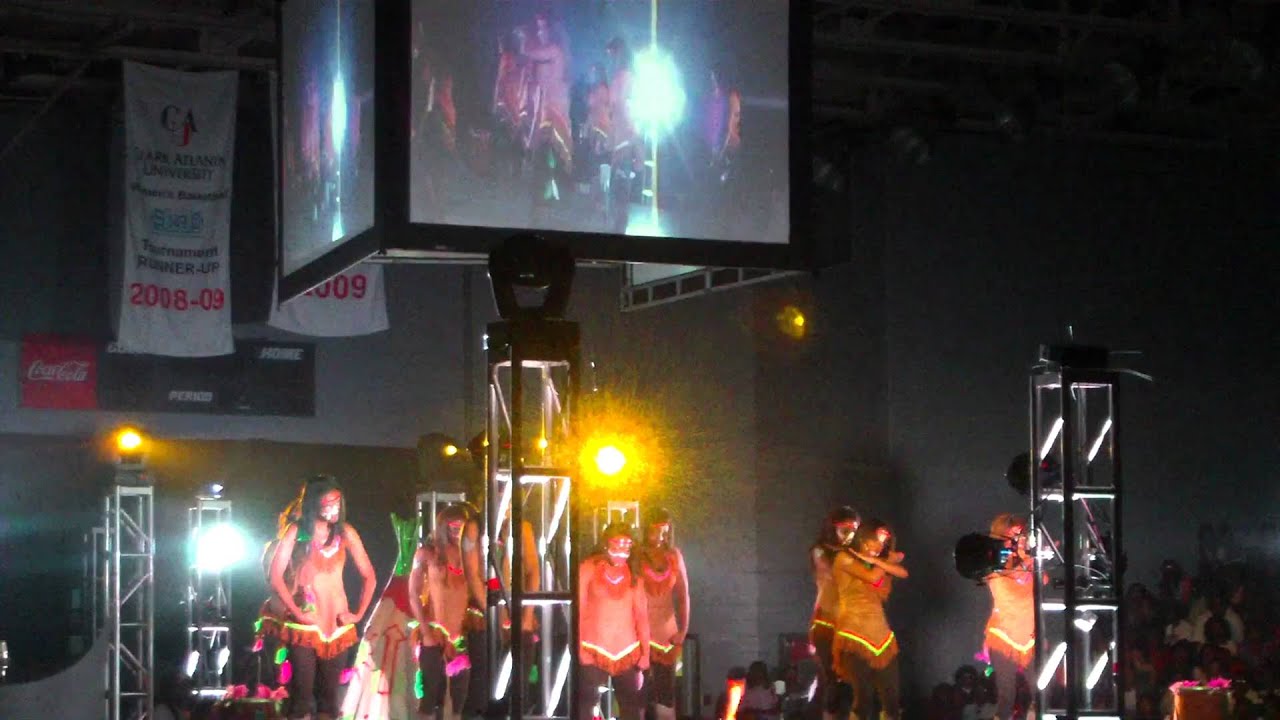 clark atlanta greek step show 2010 my lil sister stepping --AKA-- - YouTube