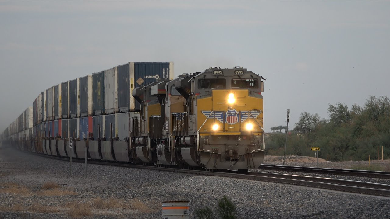(Part 1) Incredible high speed freight trains on the Union Pacific ...
