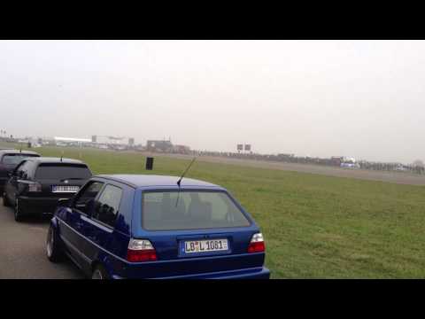 1/4 Meile Opel Corsa B 300 PS Turbo vs. Golf 3 VR6 Tubro 1/4 Mile Flugplatzblasen 2012