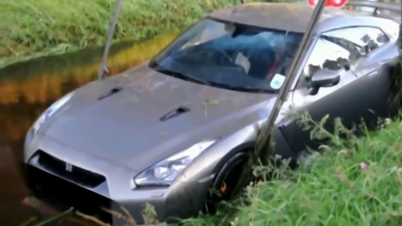 EPIC GT-R CRASHES/ULTIMATE GT-R DRIVING FAILS - YouTube