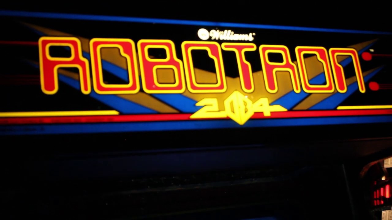 1982 Williams ROBOTRON: 2084 video arcade machine - YouTube