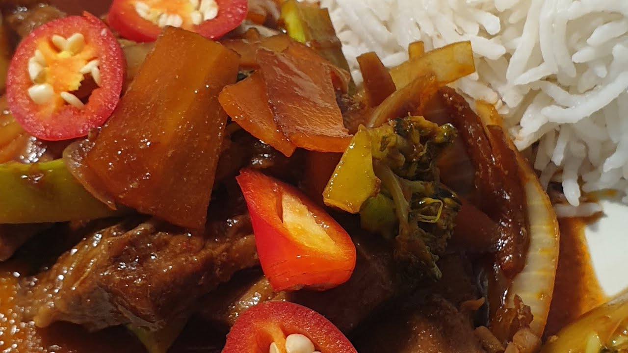 Beef Paprik with steamed Rice/Daging paprik untuk keluarga - YouTube