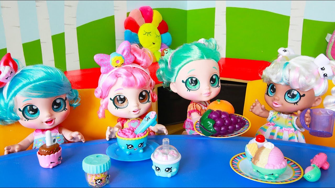 First Day of Kindergarten! Making School Lunch with KindiKids - YouTube