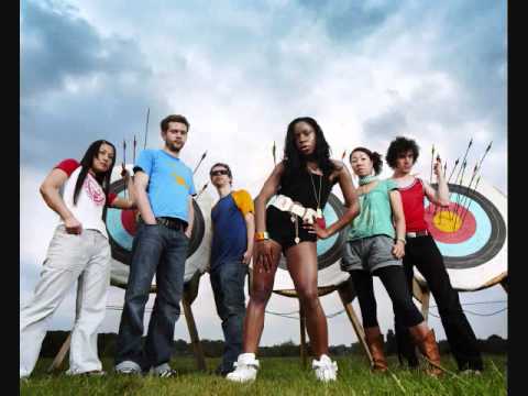 The Go! Team - "Huddle Formation" - YouTube