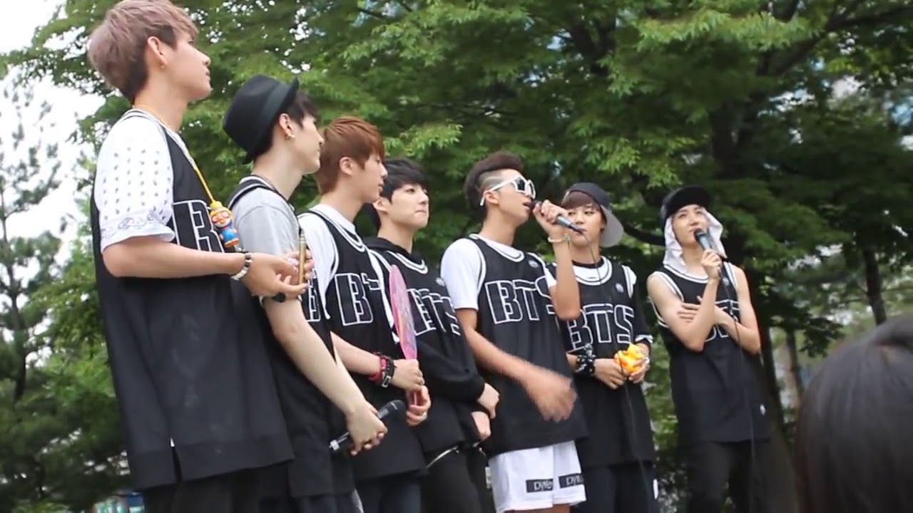 Bangtan Boys (BTS) - 2nd Fan Meeting [4/9] - YouTube