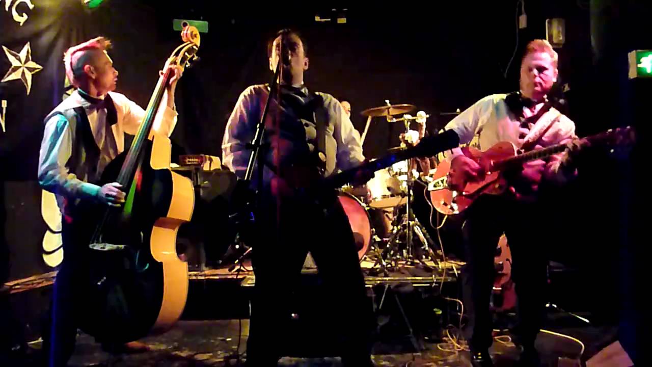 Voodoo Bones - Gunning For The Dog 6.11.10.MOV - YouTube