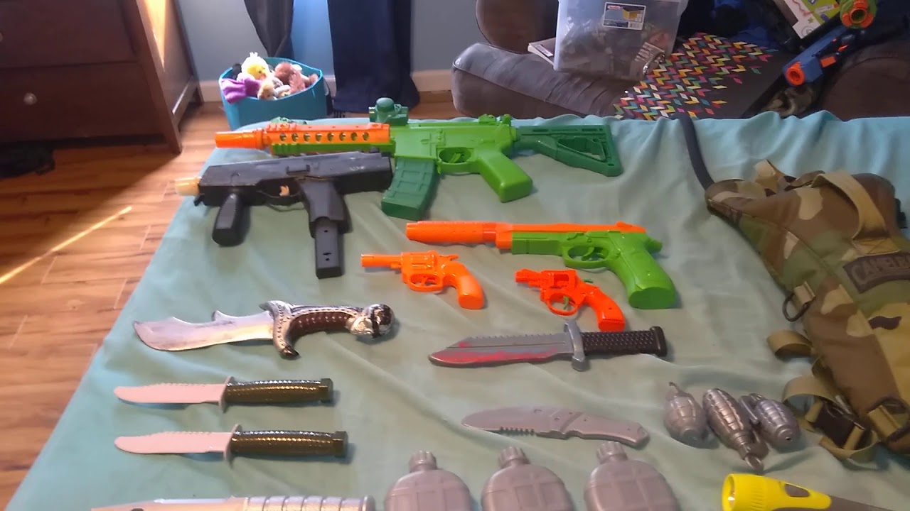 Zombie apocalypse gear and all the things you'll need for survival ...