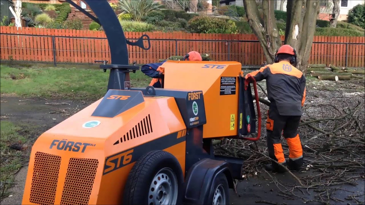 SGM Chipper Hire - Forst ST6 - YouTube
