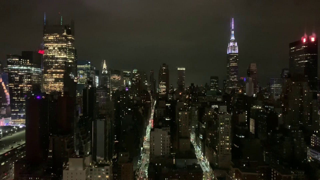 Empire State Building Light Show - YouTube