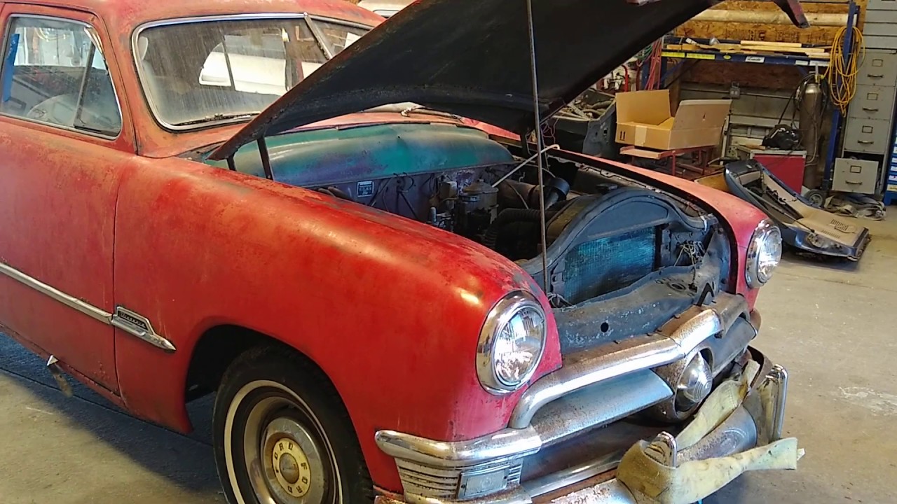 1950 Ford Flathead V8 Runs and Idles - YouTube