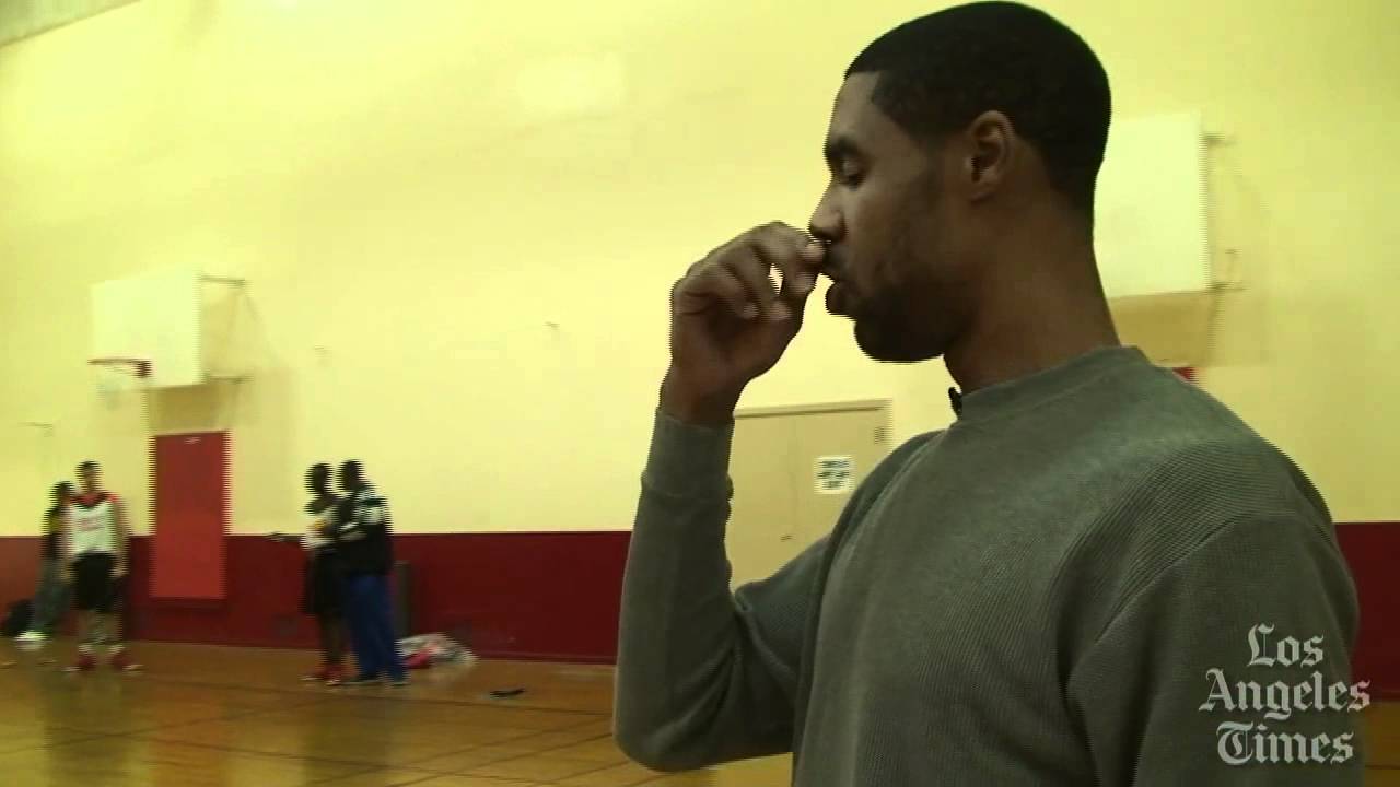 Ex-NBA guard Jason Hart succeeds as prep coach - YouTube