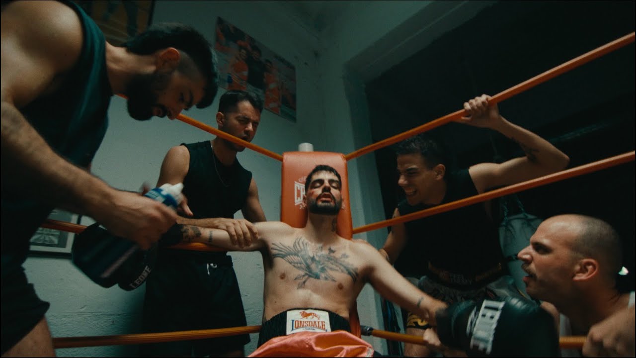 Choclock - Débiles (Videoclip Oficial) - YouTube