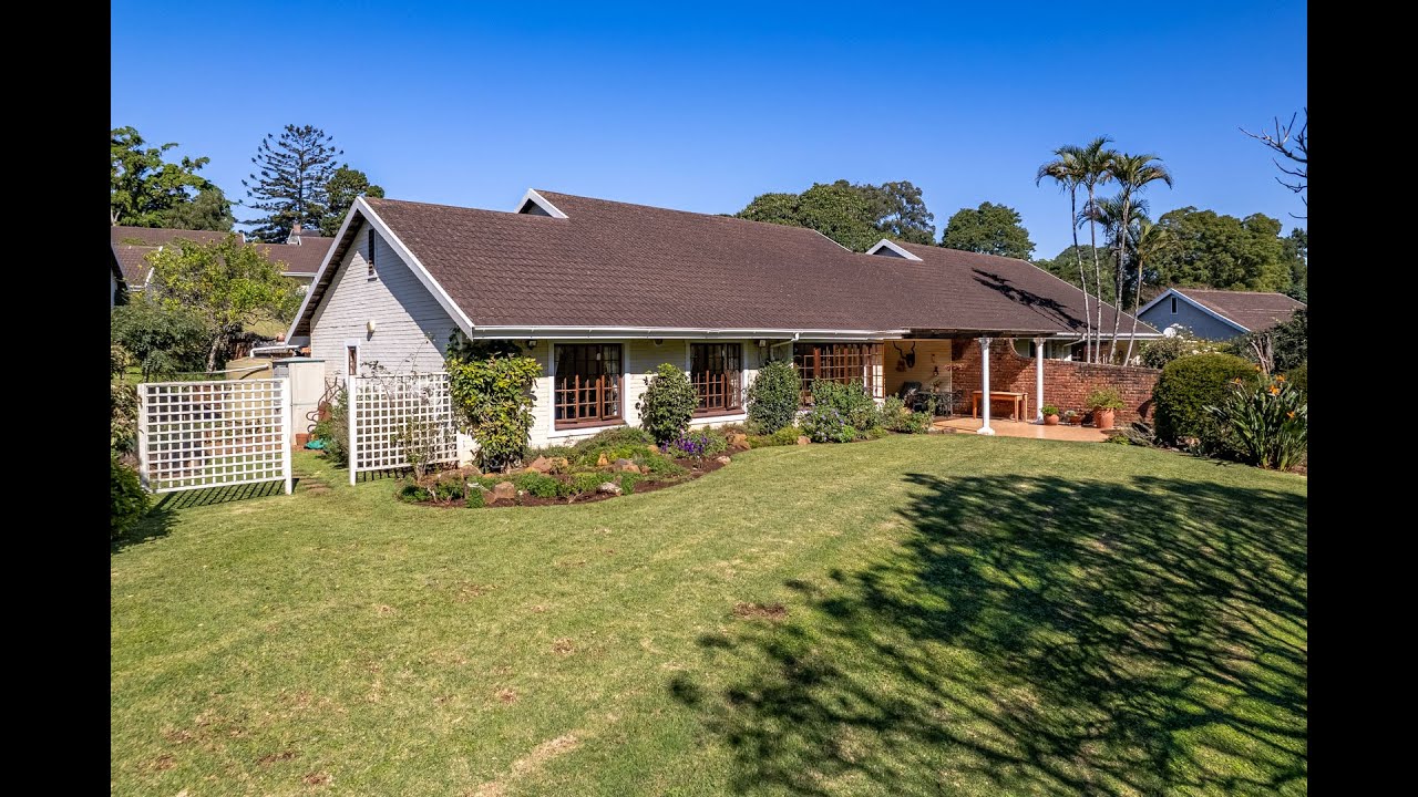 R2,100,000 | 3 Bedroom Simplex For Sale in Hillcrest Park - YouTube