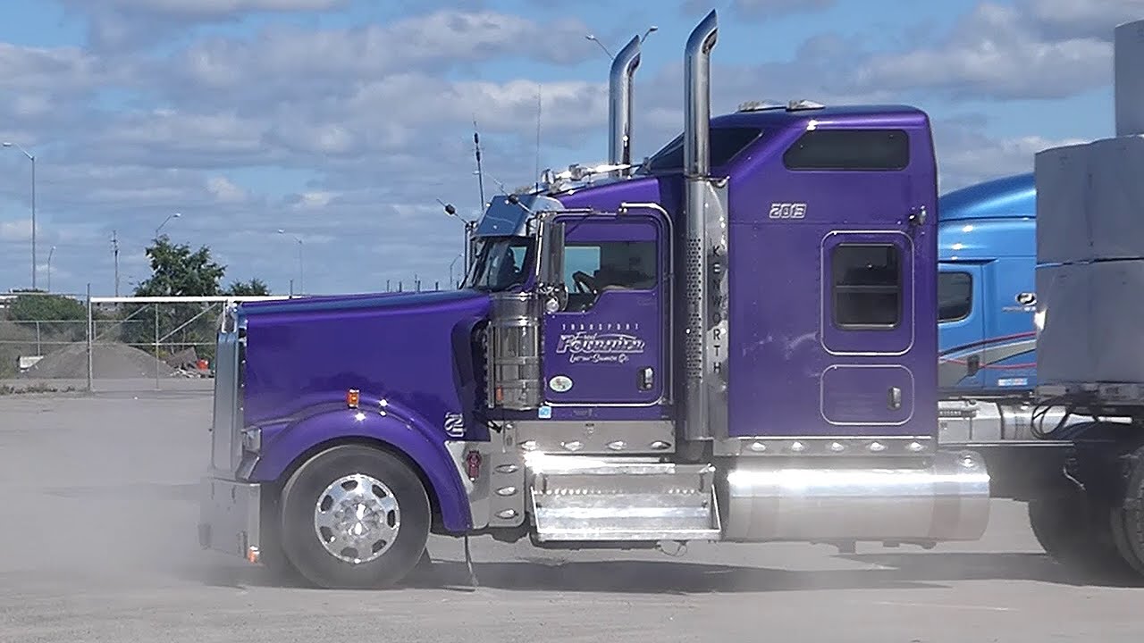 PURPLE KENWORTH Leaving Truck Stop - YouTube