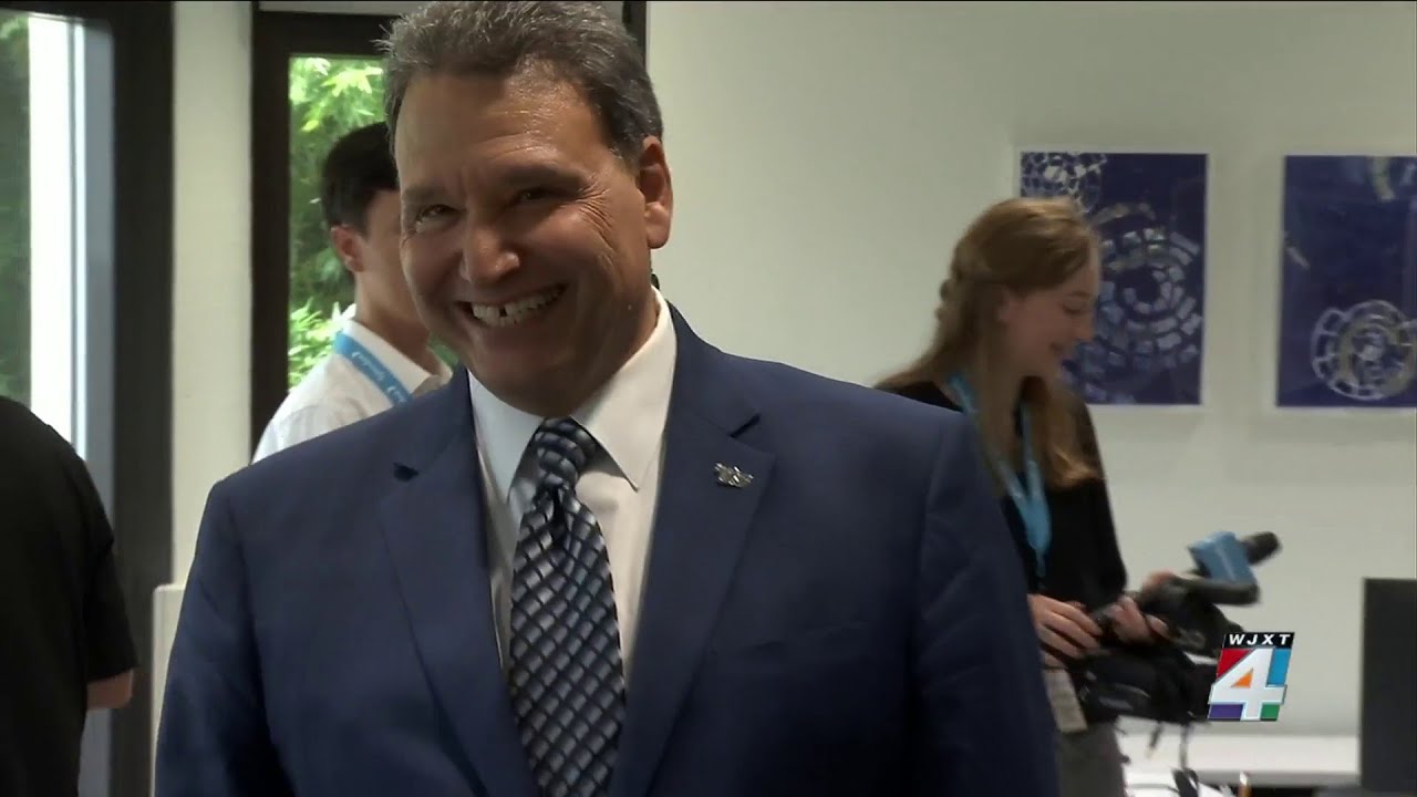 UNF to inaugurate new president Dr. Moez Limayem - YouTube