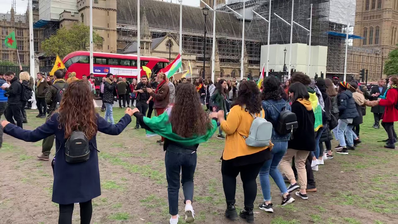 Kurdish dance and support for #Rojava against invasion of fascist ...