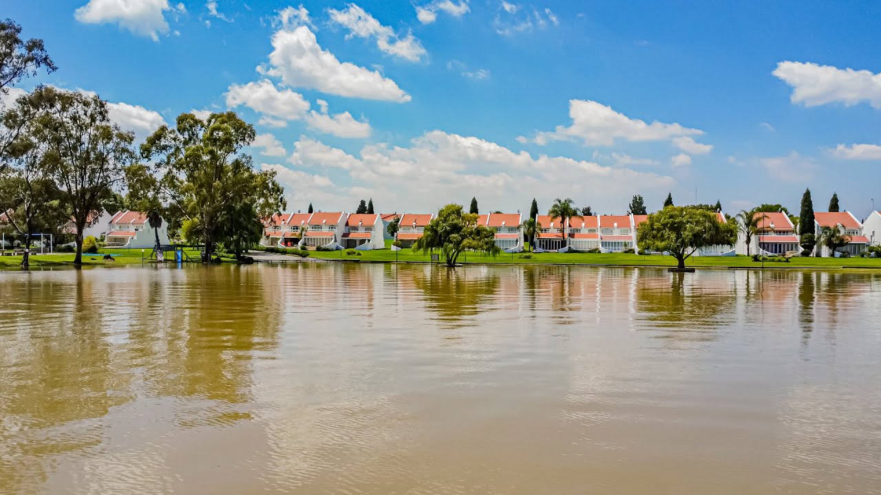 Make this stunning unit you're happy place. Sunset Cove Vaal Marina ...